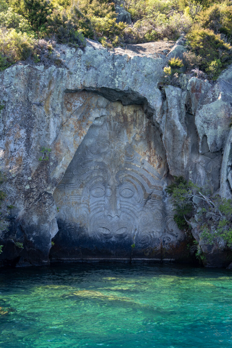 Visiting the Mine Bay Māori Rock Carvings in Taupō, New Zealand